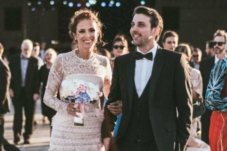 Гламурозна свадба: Се омажи Каролина Гочева (Фото) - Музика24