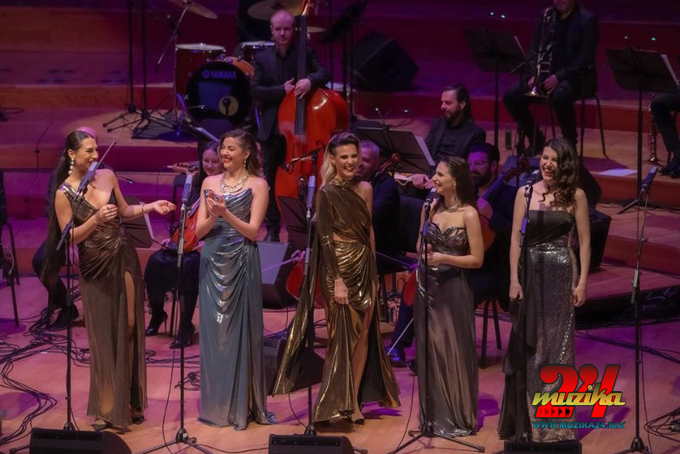 Новогодишниот концерт на Sarah Mace & the Christmas Girls и Камерниот ...