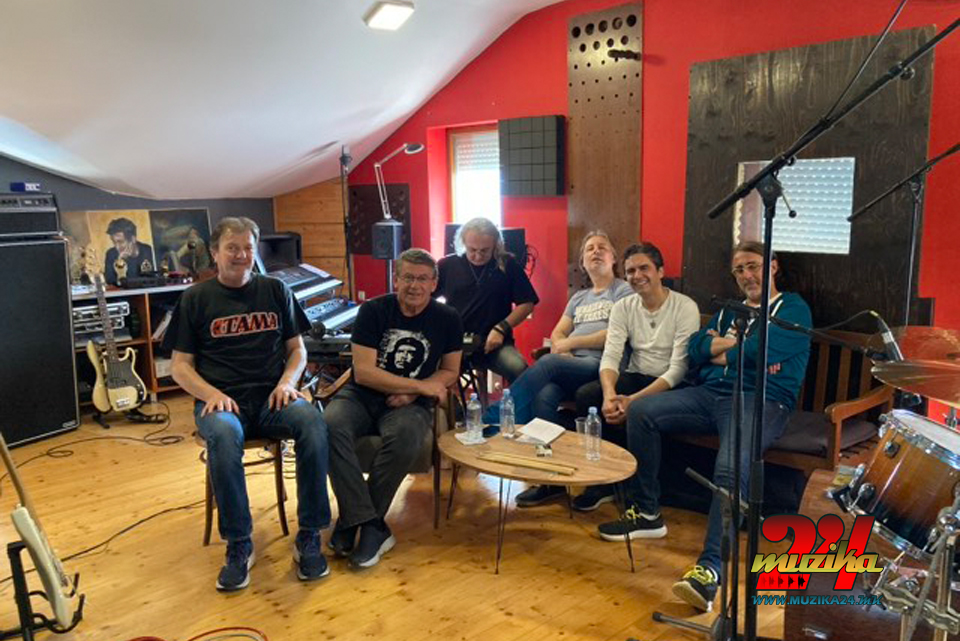 Легендарната македонска група „Меморија“ повторно музички и концертно ...